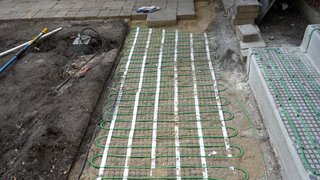 Heated Walkway, Stairs and Landing Showcase in Evanston, IL. 390 sq. ft ...