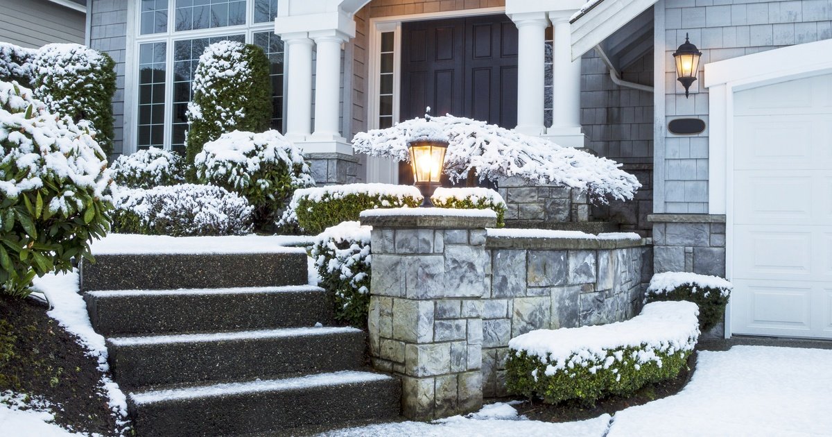 5 Ways to Prep Your House for Vacation in Winter