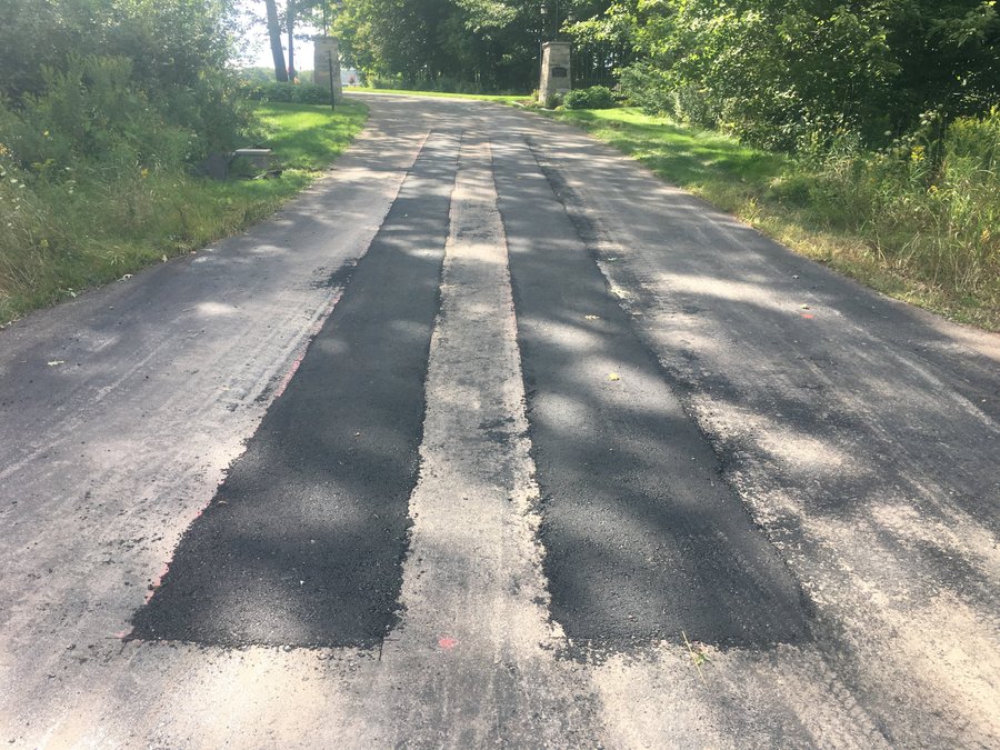Driveway (Tire Tracks) Showcase in Merrill, WI. 400 sq.ft. | WarmlyYours