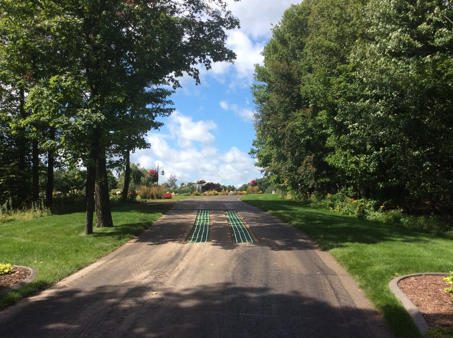 Driveway (Tire Tracks) Showcase in Merrill, WI. 400 sq.ft. | WarmlyYours